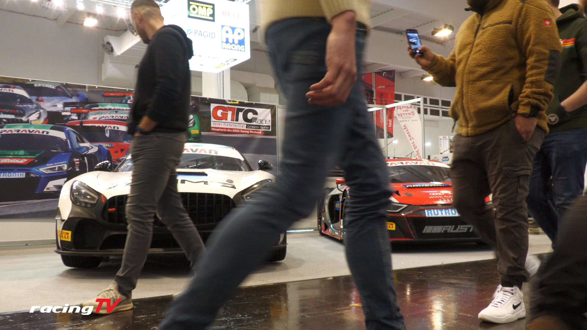 Tourenwagen Legenden GTC Race und Pfister Racing auf der Essen Motor ...