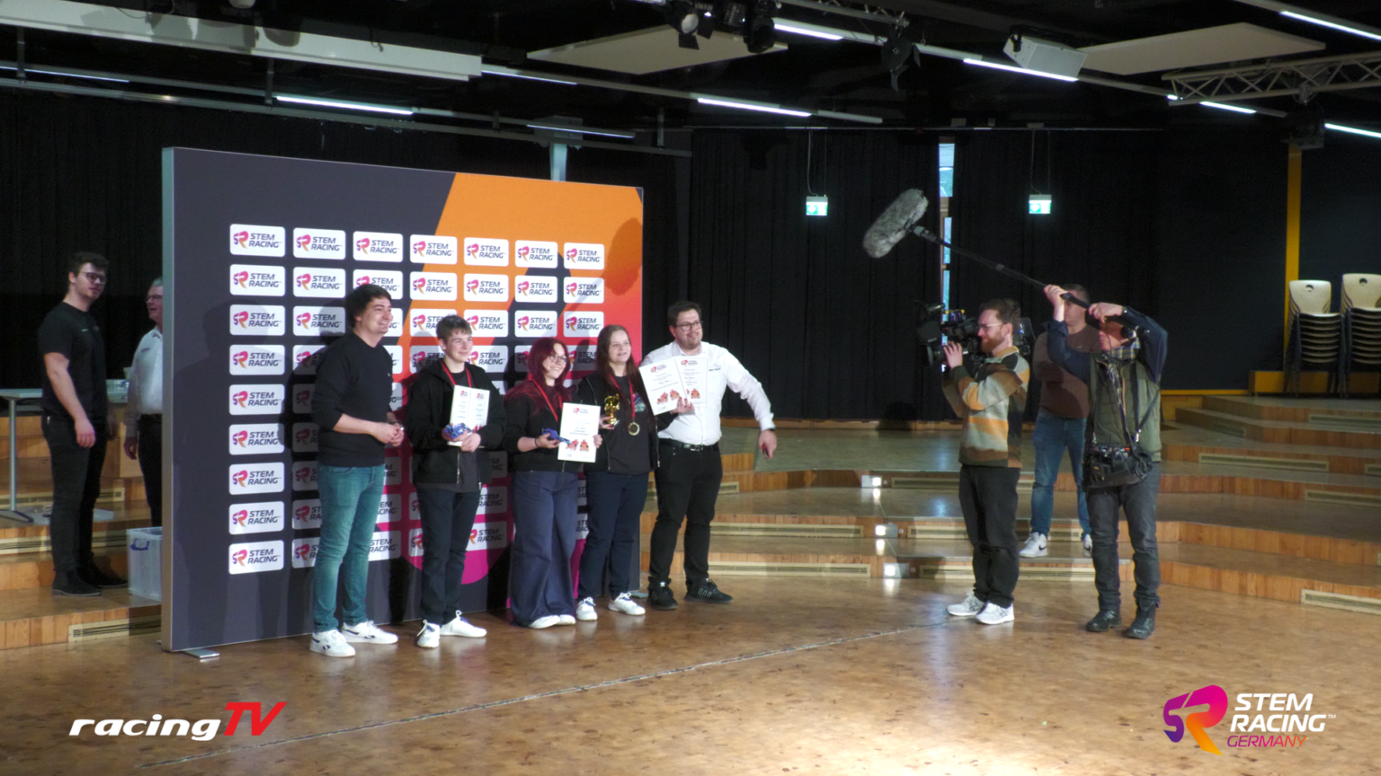 STEM Racing - racingTV